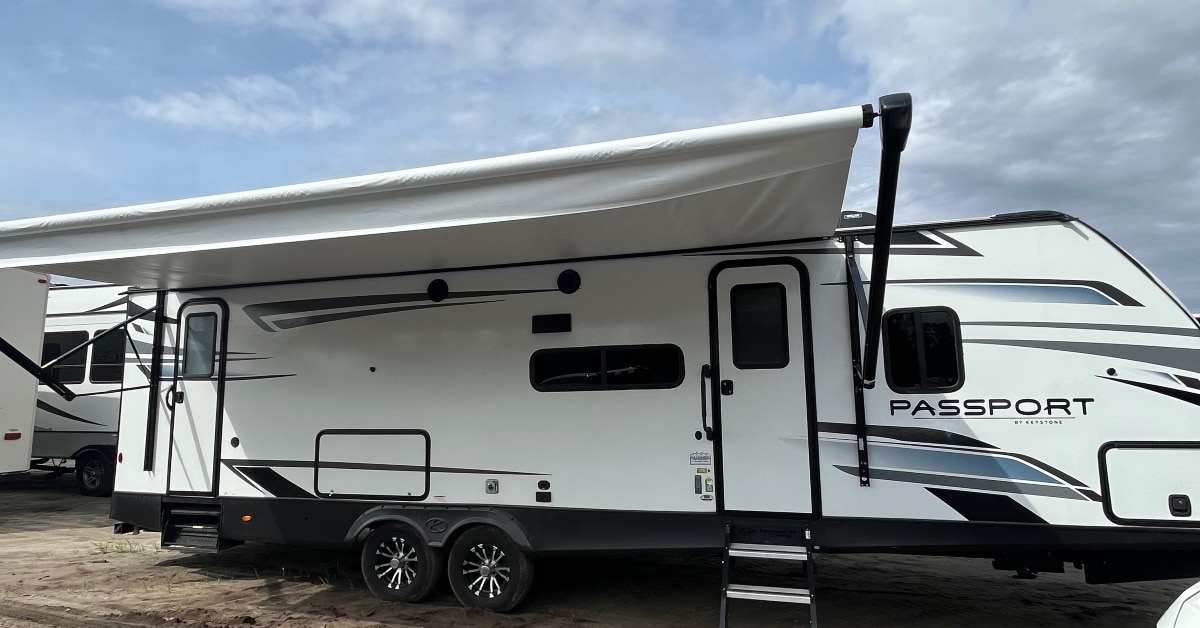 Our RVs - Cozy Turtle RV Rentals